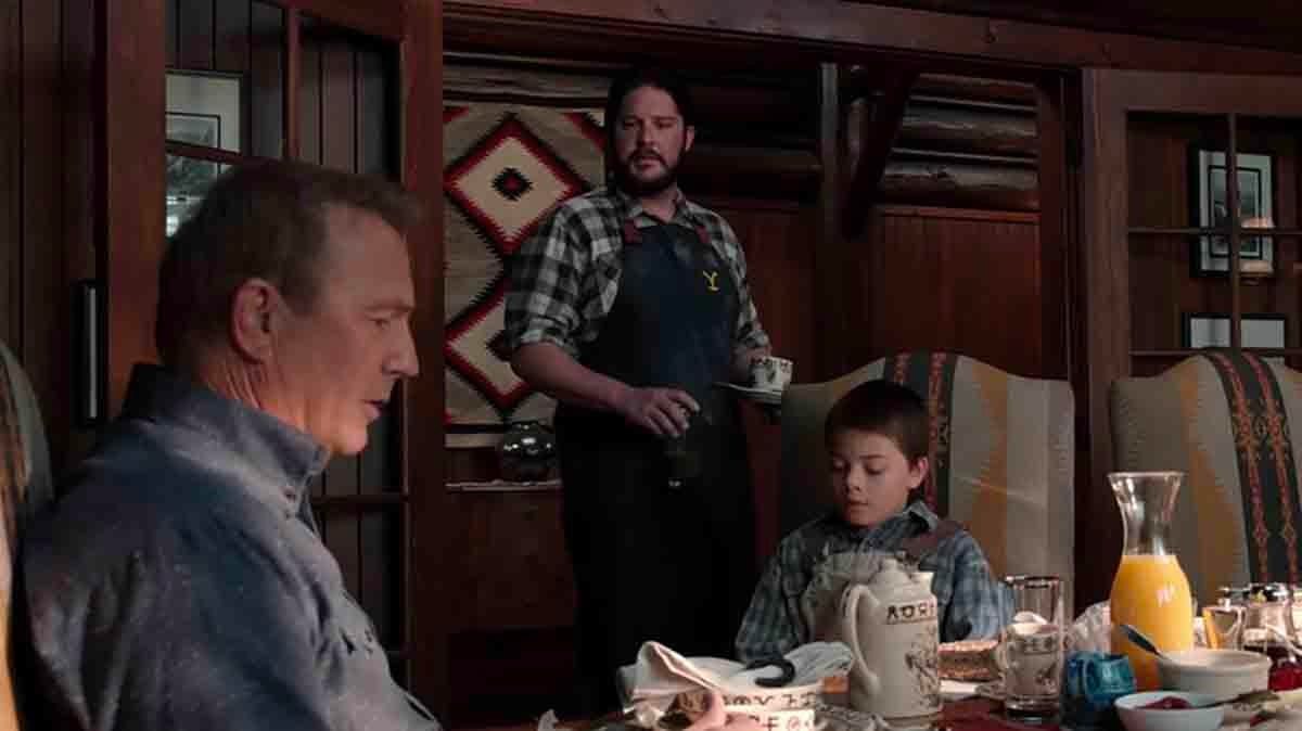 Yellowstone's Surprising Fan Favorite Also Has the Most Important Job ...