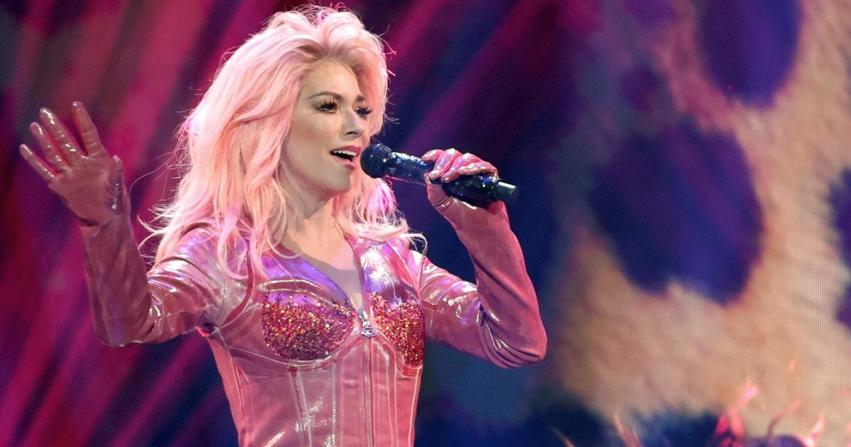 Shania Twain Reveals She Was 'Pretty Much Dying' Amid Serious COVID-19 ...