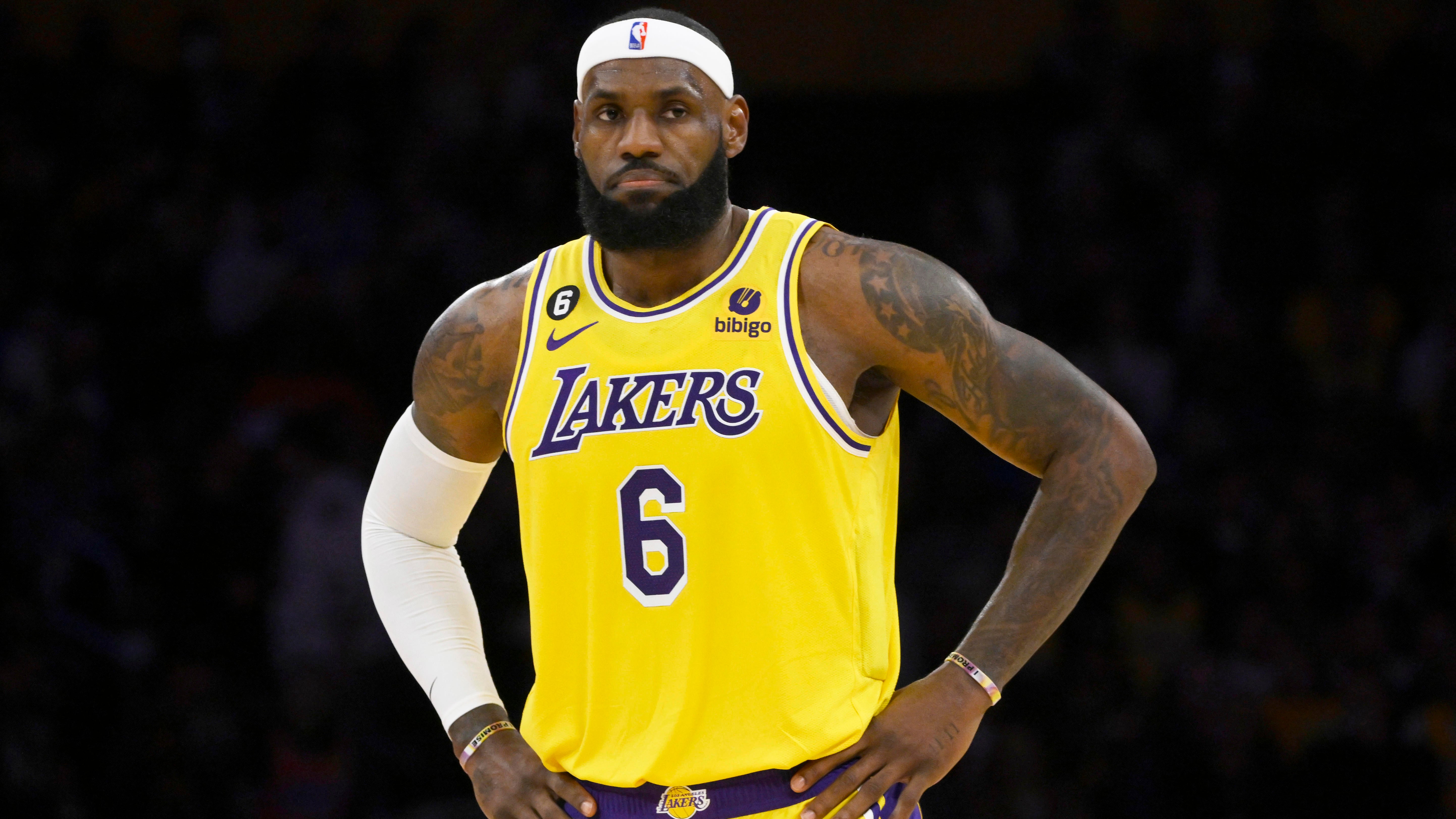 LeBron James Running Out Of Time To Save Both Lakers And Twilight Of LeBron James Running Out Of Time To Save Both Lakers And Twilight Of