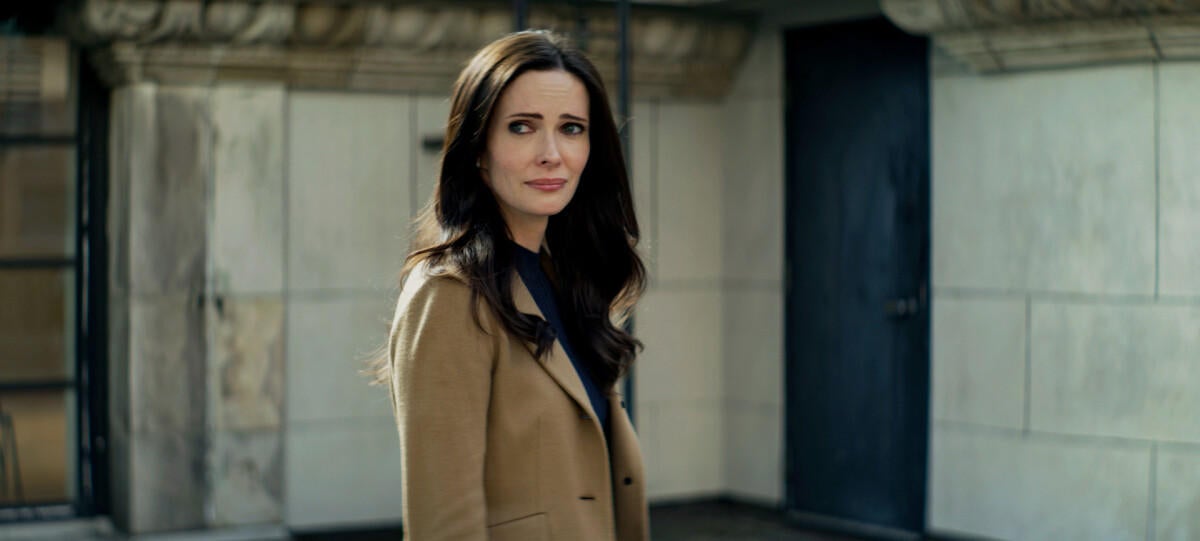 Superman & Lois "Uncontrollable Forces" Photos Released