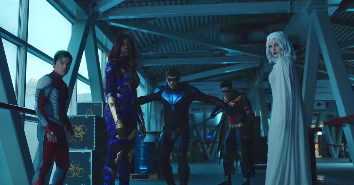 DC's Titans Season 4 Mid-Season Trailer Reveals First Look At Final ...