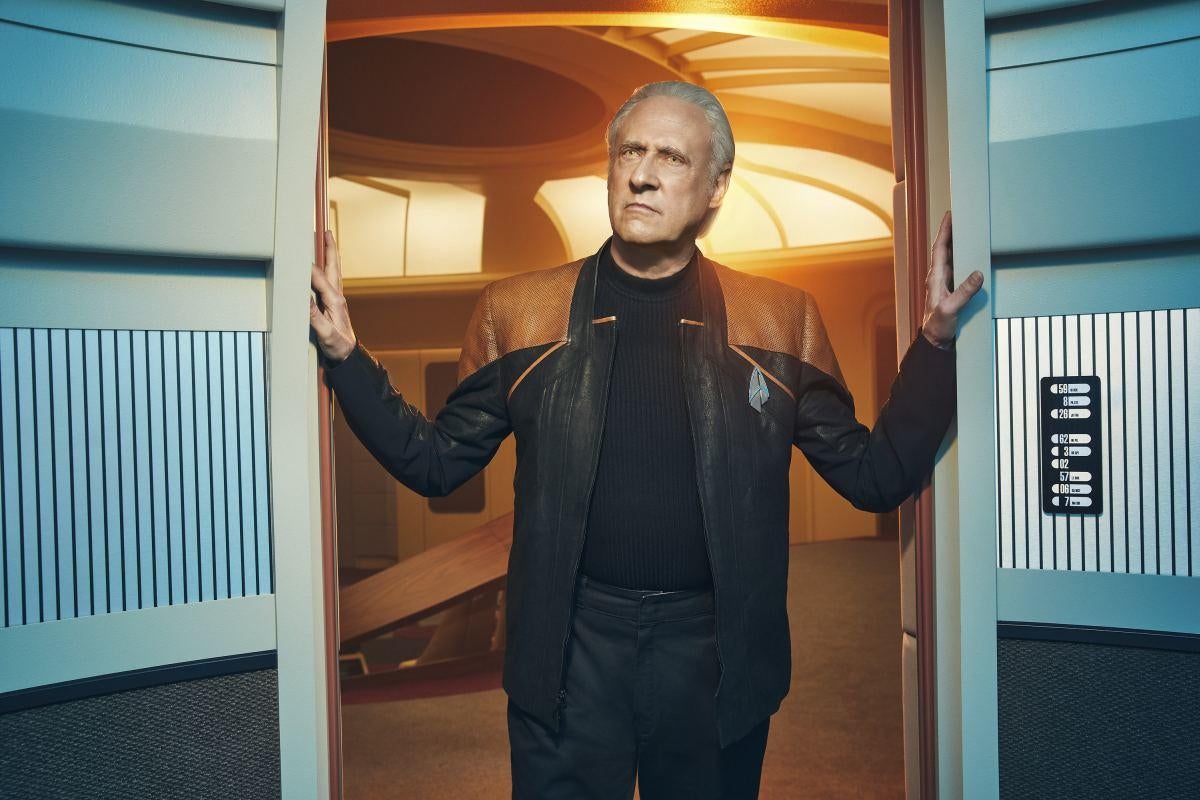 Star Trek: Picard Season Finale Photos Show the Next Generation Crew ...