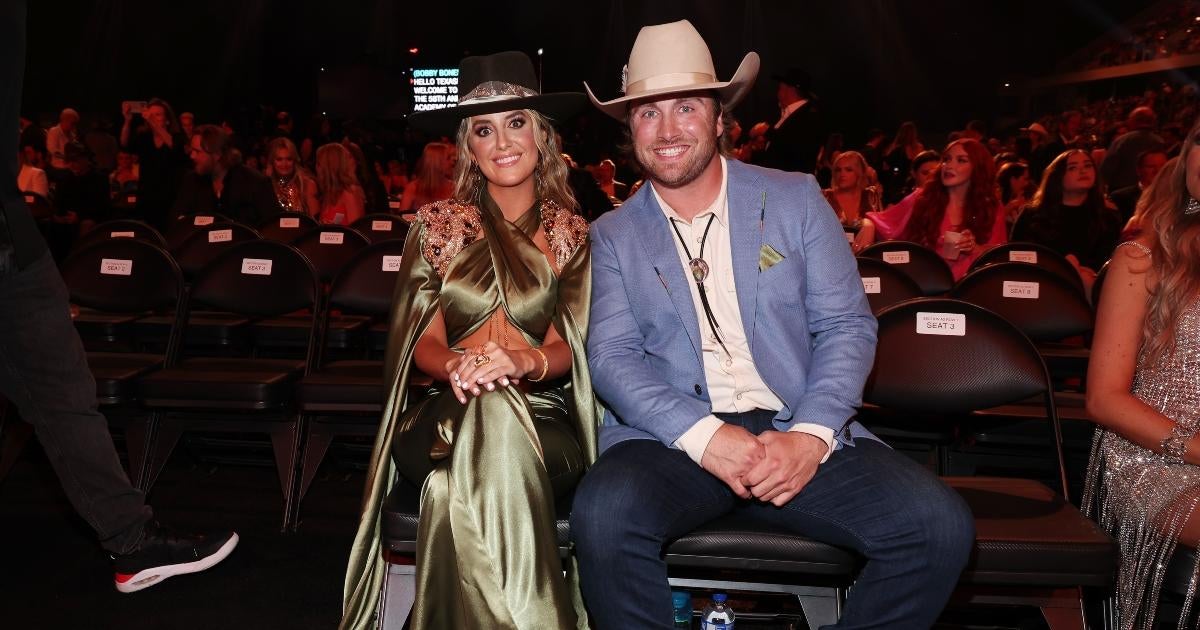 'Yellowstone' Star Lainey Wilson Attends 2023 ACM Awards With Former ...