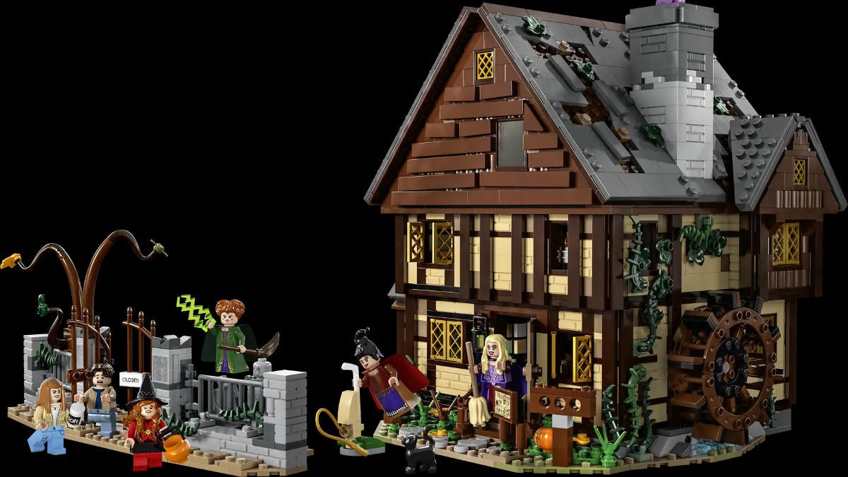 LEGO Ideas Hocus Pocus Set Returns Tonight