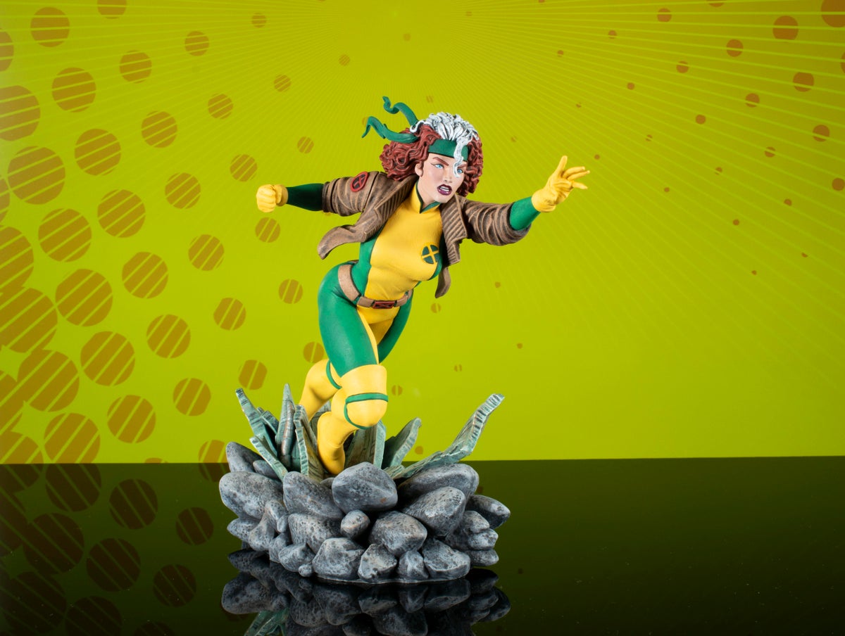 Check Out This Exclusive First Look at Diamond Select Toys's Rogue PVC ...