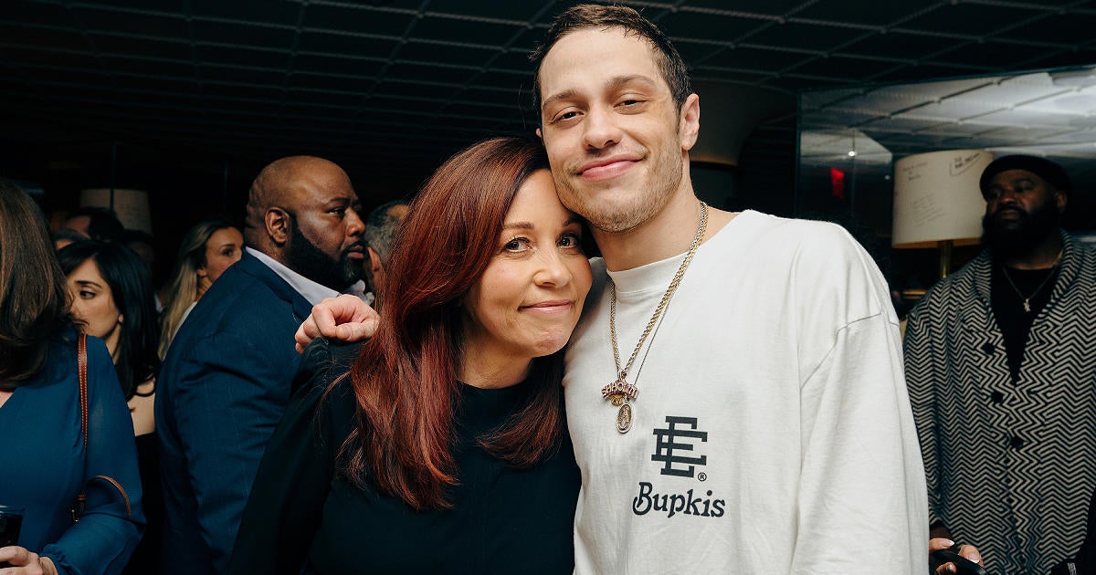 Pete Davidson Confirms His Mom Created Burner Account to Defend Him ...