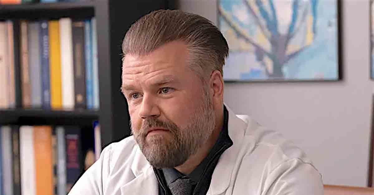 New Amsterdam Star Tyler Labine Reveals Update After Major Health Scare