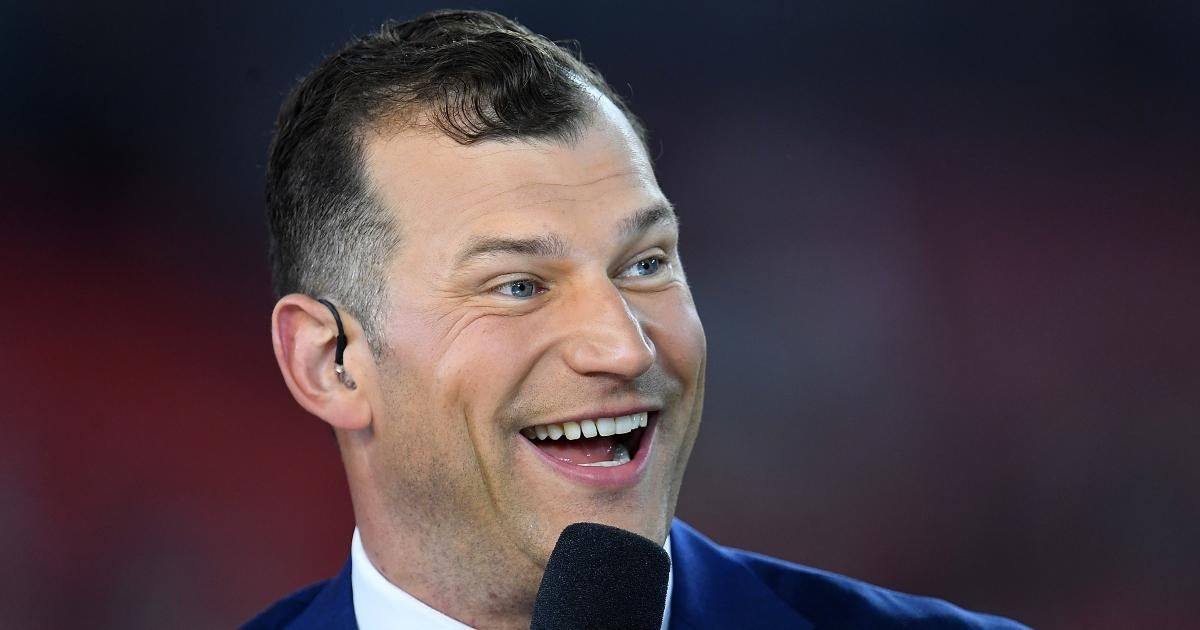 NFL Legend Joe Thomas Talks Training With Military Dogs Ahead of Hall ...