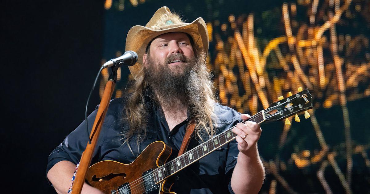 Chris Stapleton Brings the Thunder During Rainy George Strait Nissan ...