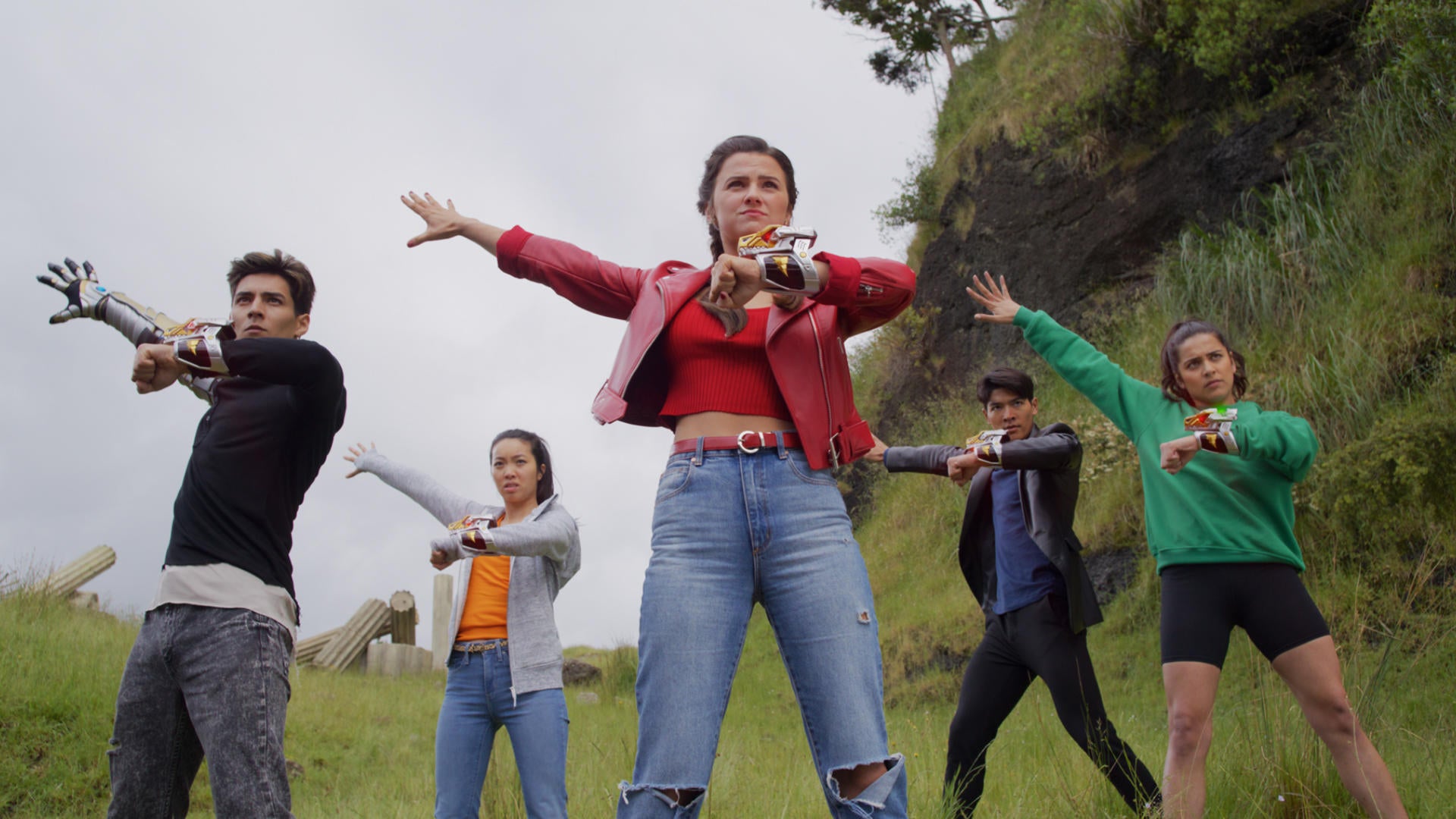 Power Rangers Cosmic Fury Images Seemingly Reveal Identity Of New