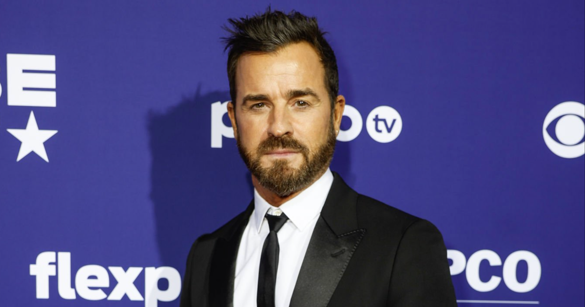 Justin Theroux Spotted Kissing 29 Year Old Actress