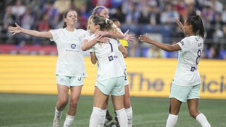 Racing Louisville FC vs. OL Reign score, takeaways: Davis lifts ...