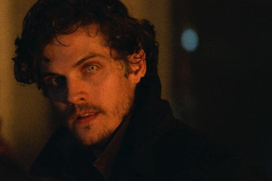 Fear the Walking Dead Teaser Reveals Troy Otto's Return