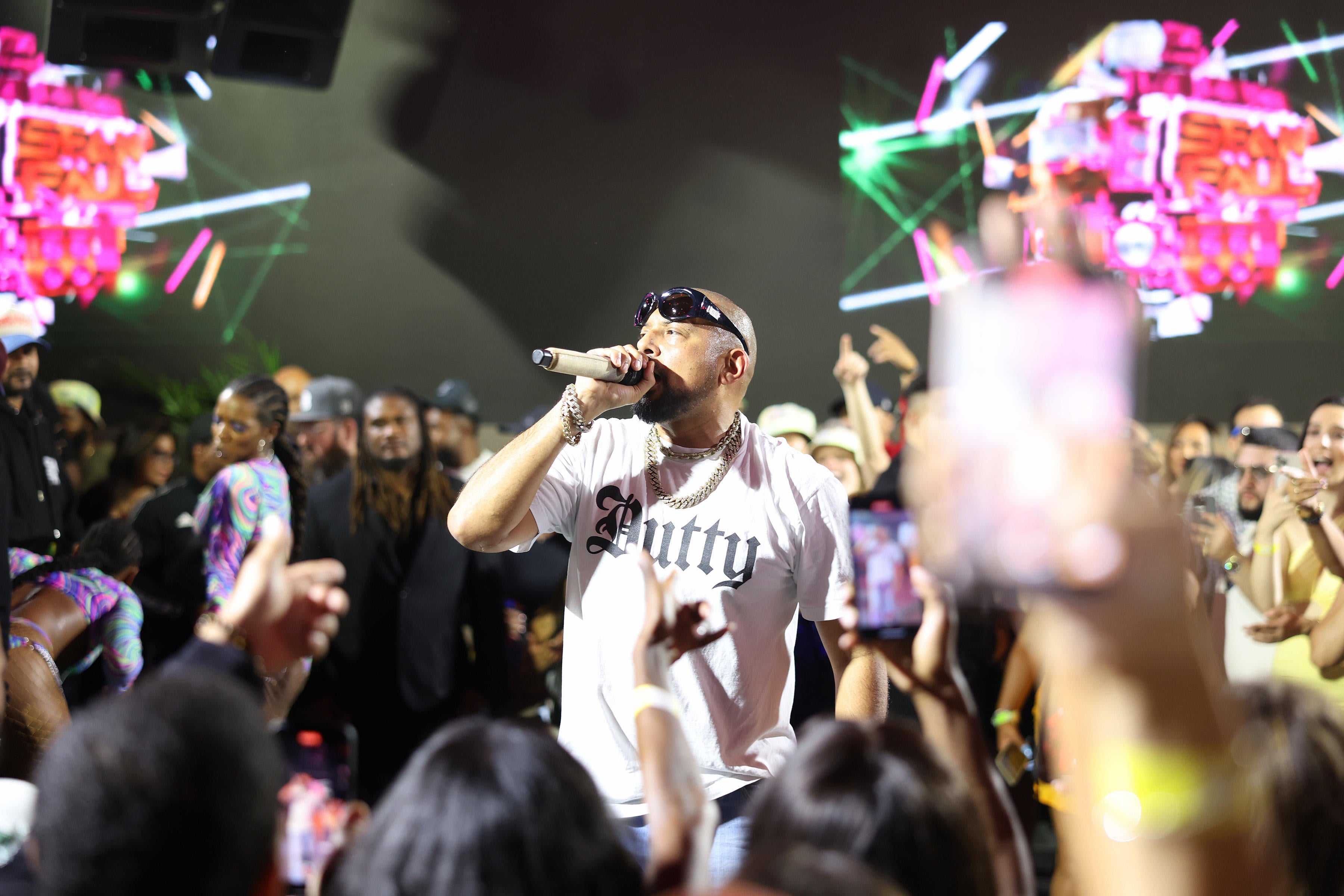 Sean Paul Opens up About New Songs 'Bedroom Tactics' and 'Summa Hot ... Sean Paul Opens up About New Songs 'Bedroom Tactics' and 'Summa Hot ...