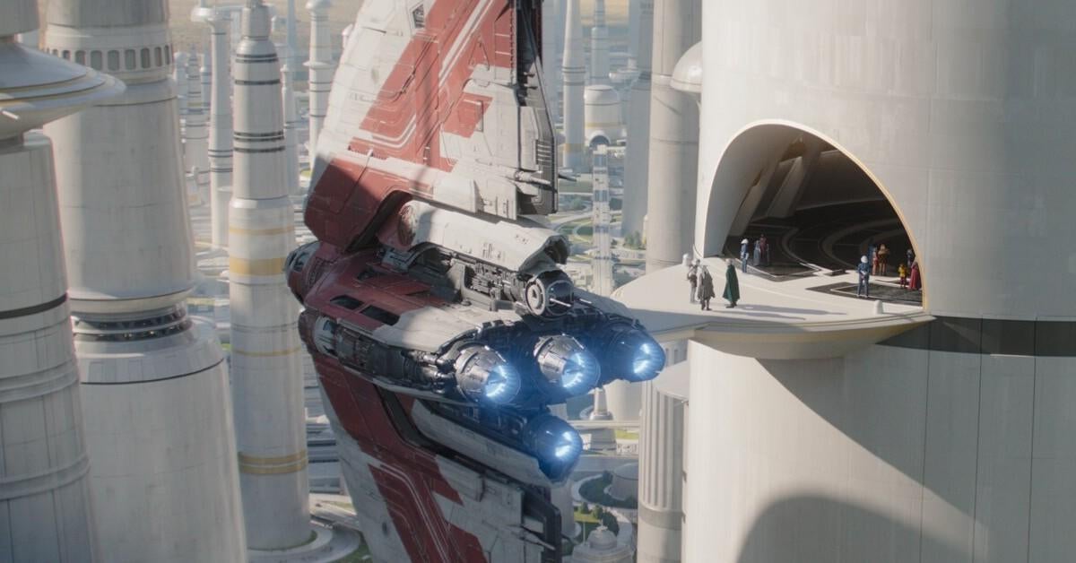 Star Wars: Behind the Scenes Video Reveals Inside Look at Ahsoka's Ship
