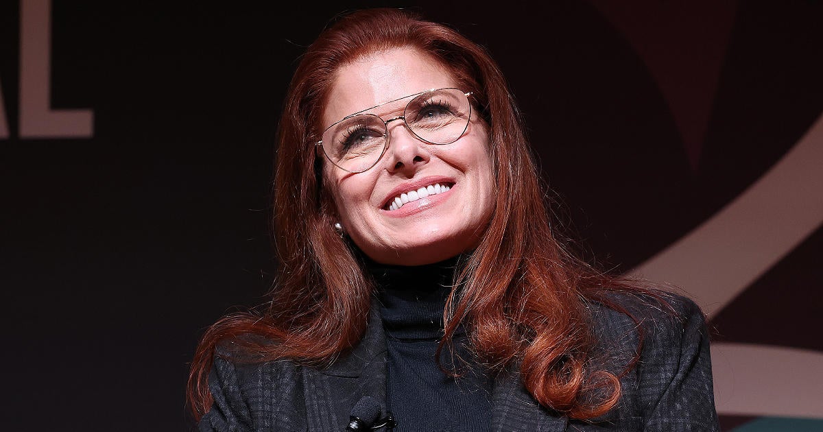 Debra Messing's Advice for Finding a Work-Life Balance