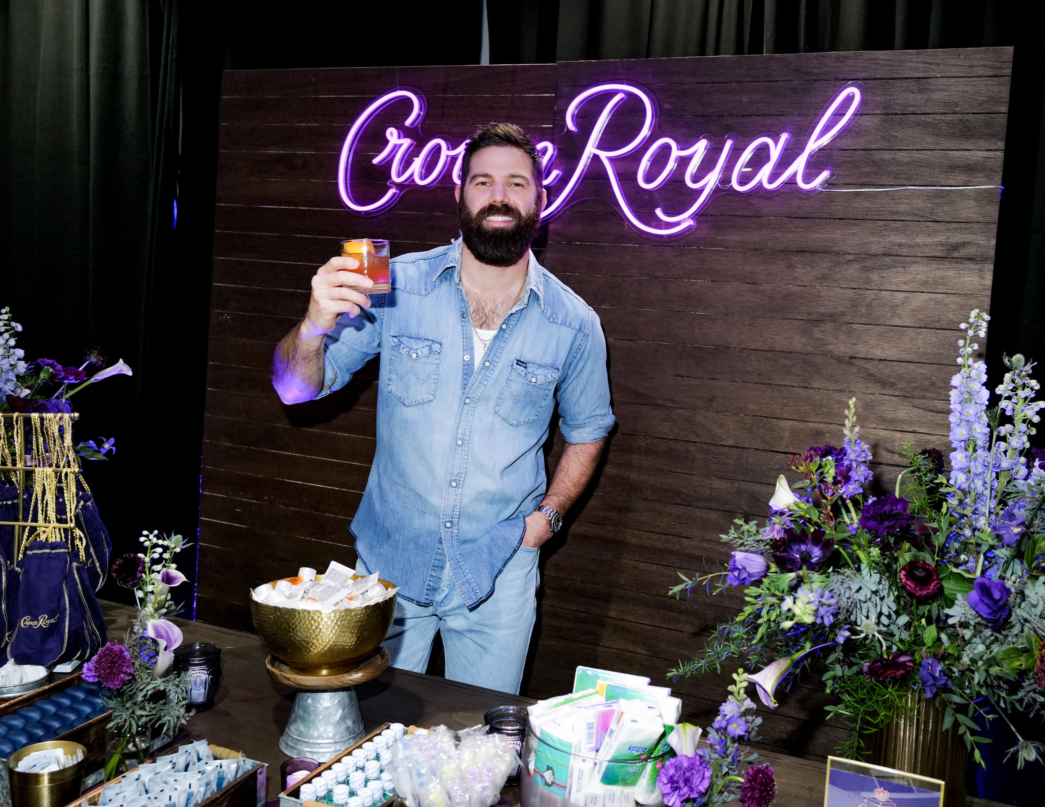 Jordan Davis Talks CMA Awards, Crown Royal Charity Partnership (Exclusive)