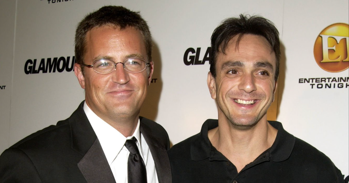 Hank Azaria Recalls How 'Brother' Matthew Perry Helped Him on His ...