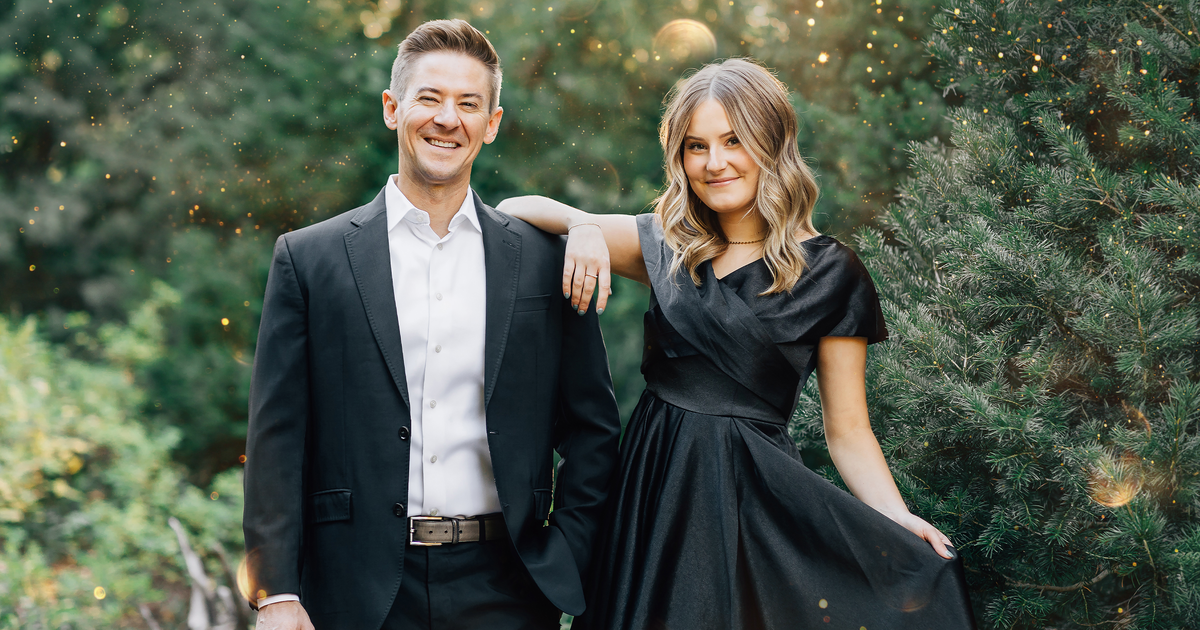 Mat & Savanna Shaw Talk New Christmas Album, Tease Upcoming Holiday ...