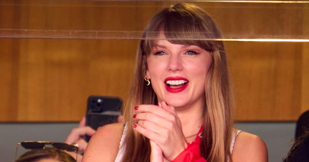 How Taylor Swift Feels as Travis Kelce Begins NFL Season With Kansas ...