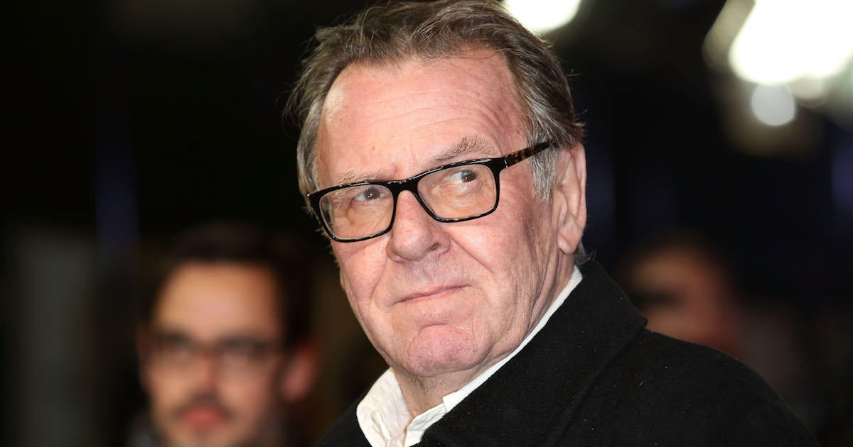 Tom Wilkinson Batman Begins And Rush Hour Star Dead At 75