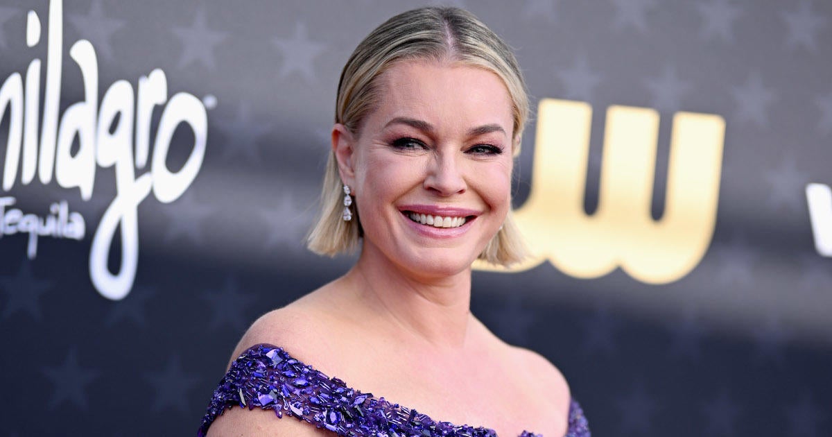 Rebecca Romijn Reacts to John Stamos' Memoir, Which Included Infidelity ...