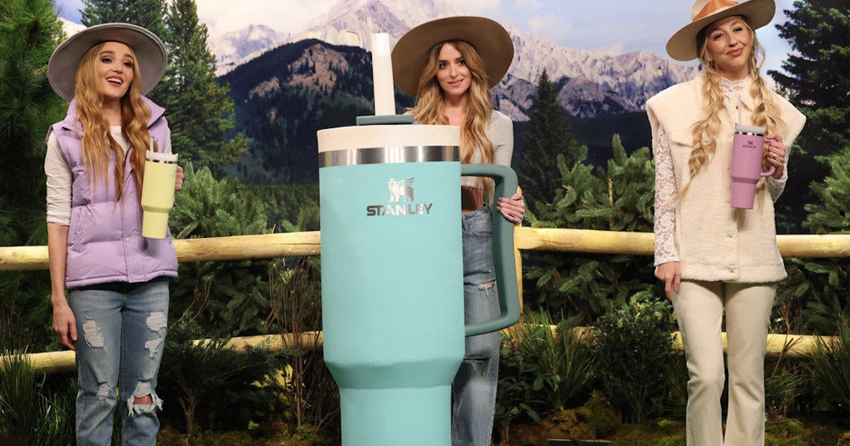 'SNL' Mocks Stanley Craze With 'Big Dumb Cup' Sketch