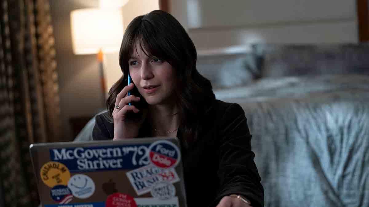 Max Sets The Girls On The Bus Premiere Date 5347