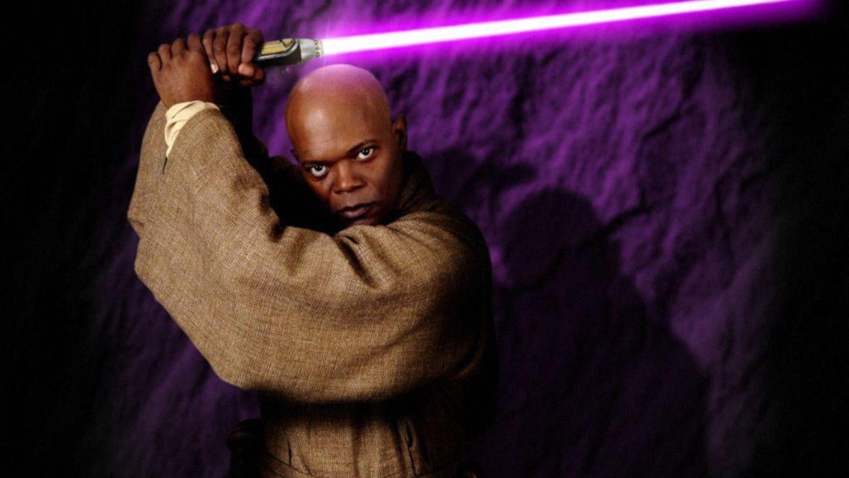 Samuel L. Jackson Really Wants a Star Wars Return as Mace Windu