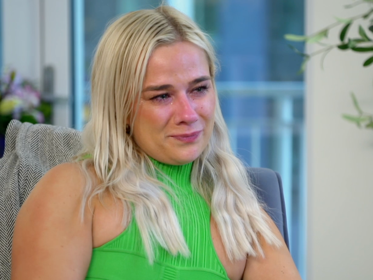 'Married at First Sight' Exclusive Sneak Peek: Clare Breaks Huge News ...