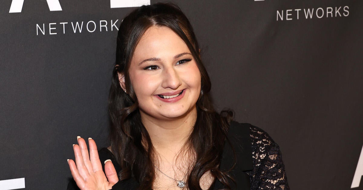 Gypsy Rose Blanchard Shows off New Nose in Social Media Return