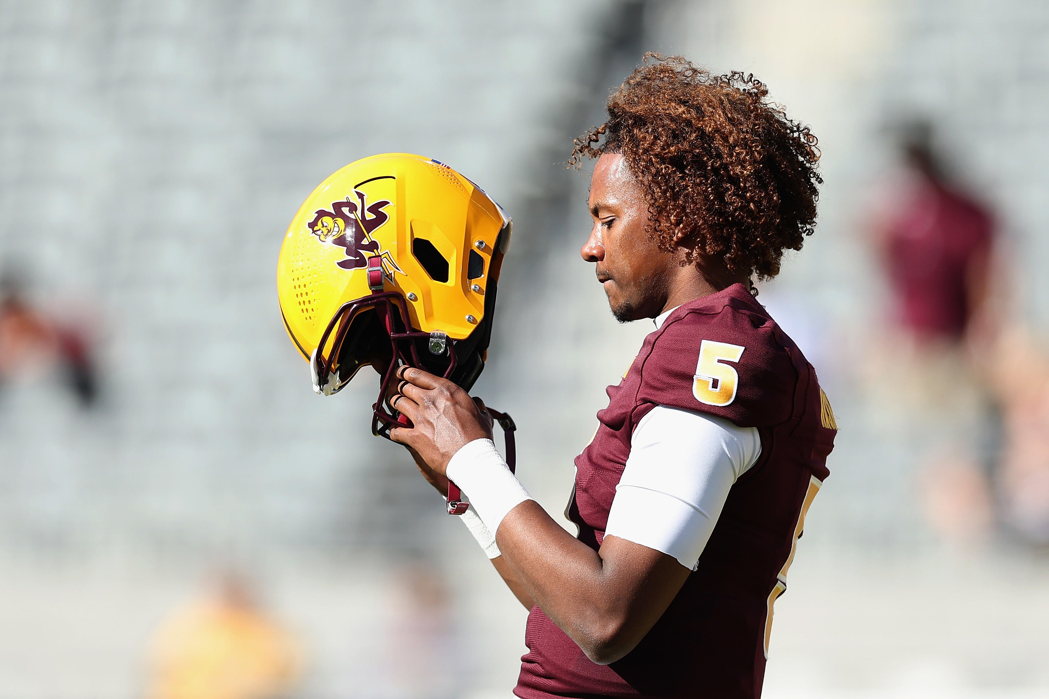 Where does the blame lie in the botched NIL deal between Florida and ...