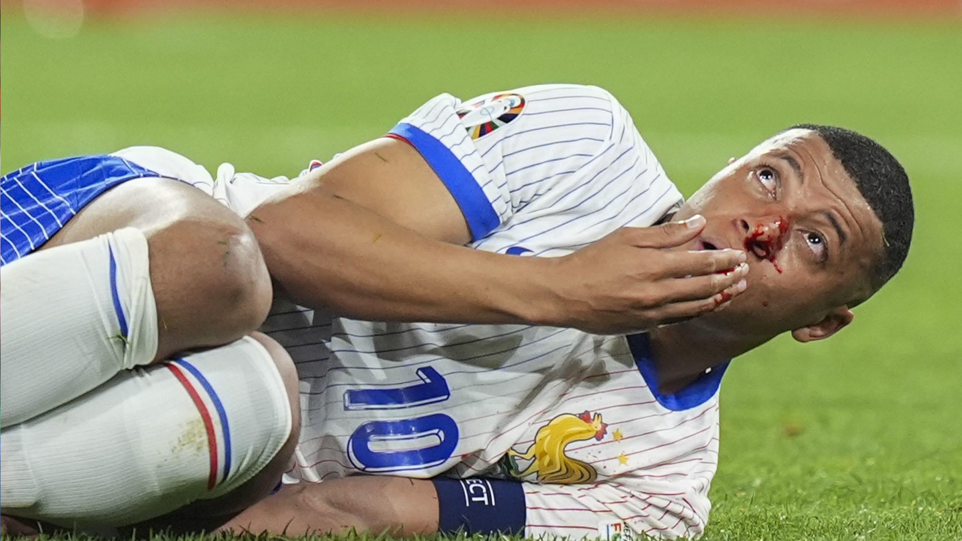 Mbappe Suffers BROKEN NOSE?! - Scoreline Stream of Soccer - CBSSports.com