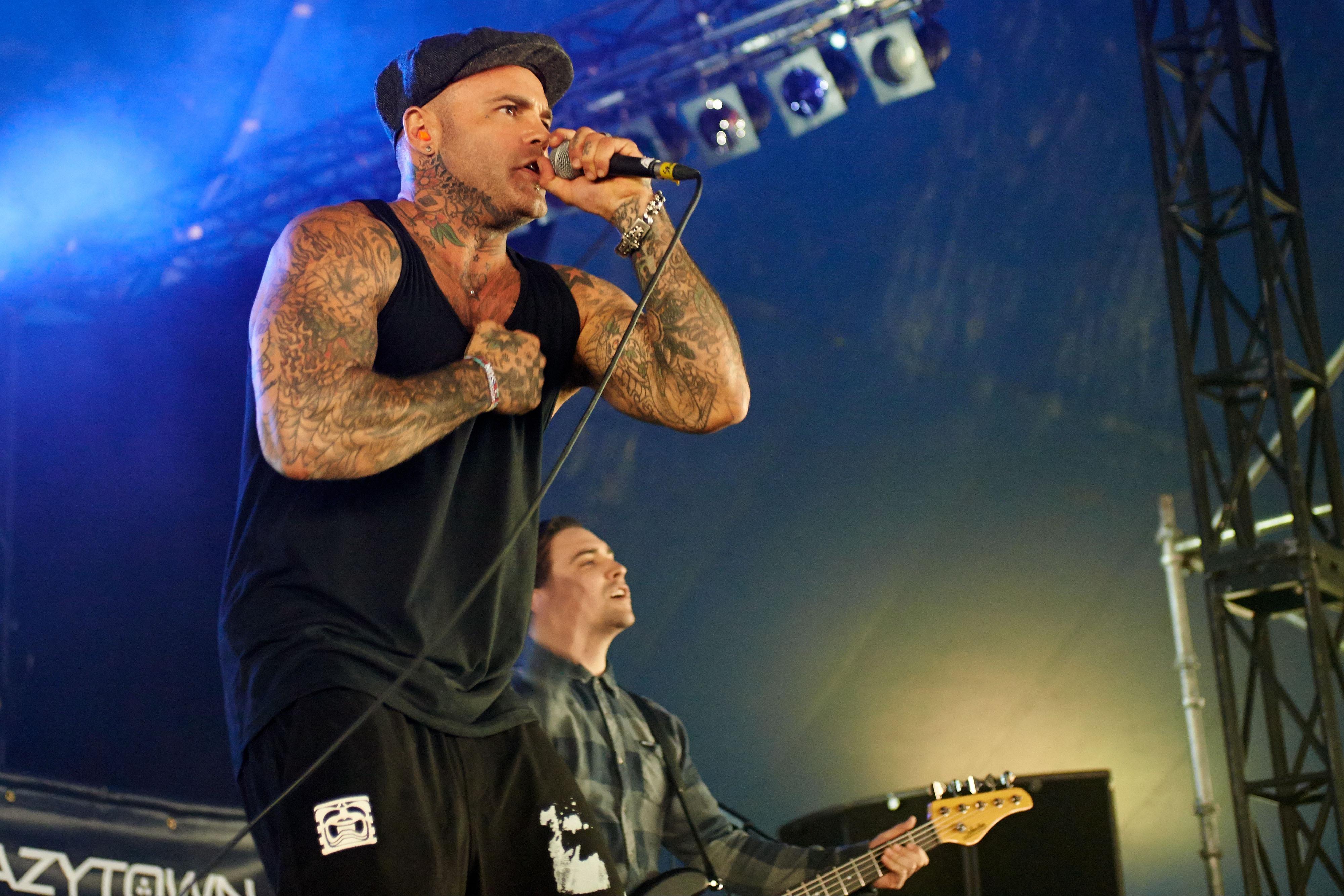 Shifty Shellshock, Crazy Town Frontman, Dead at 49