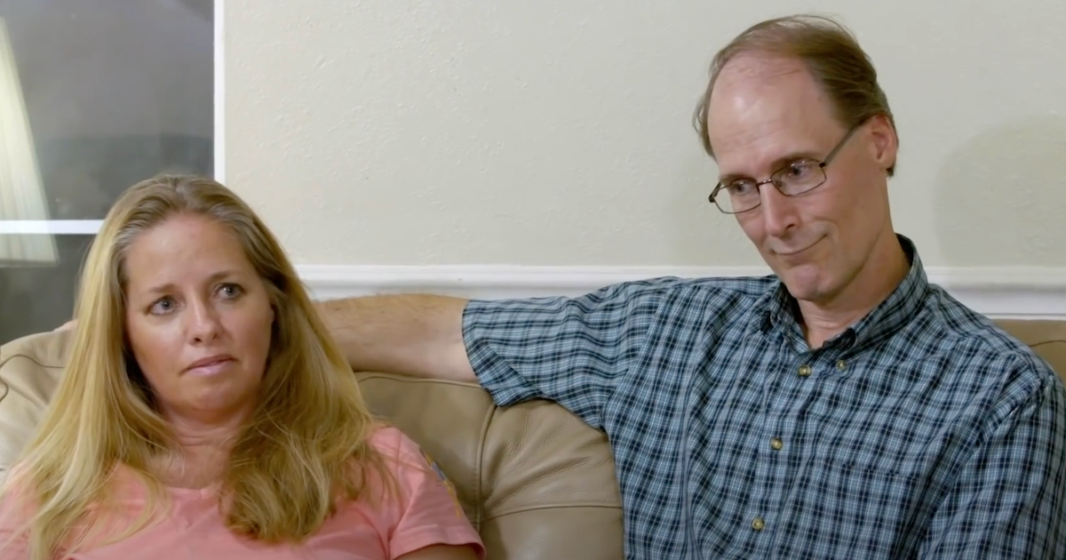 'Welcome To Plathville': Kim Plath Officially Files for Divorce From ...