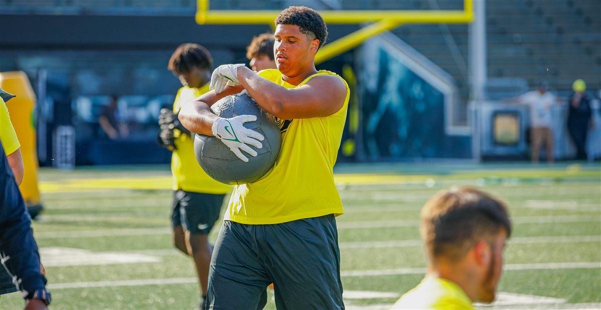 Four-Star OT Kodi Greene commits to Oregon | College Football ...
