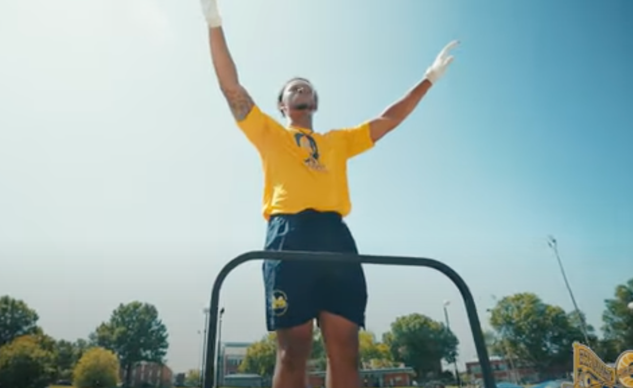 NC A&T's Blue and Gold Marching Machine performs an Aggie Mix at ...