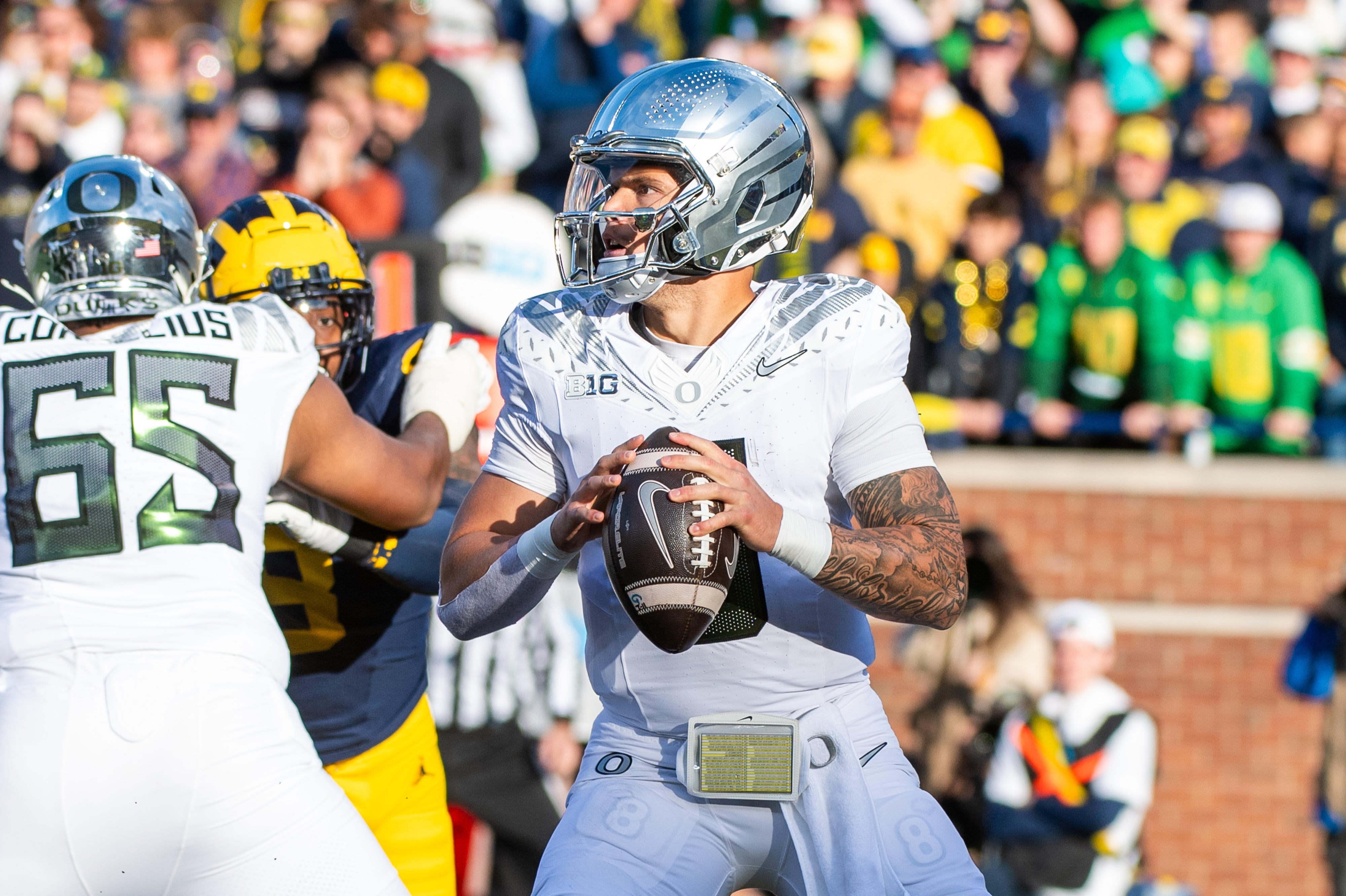 Dillon Gabriel reflects on NCAA record-setting touchdowns Stream of ...