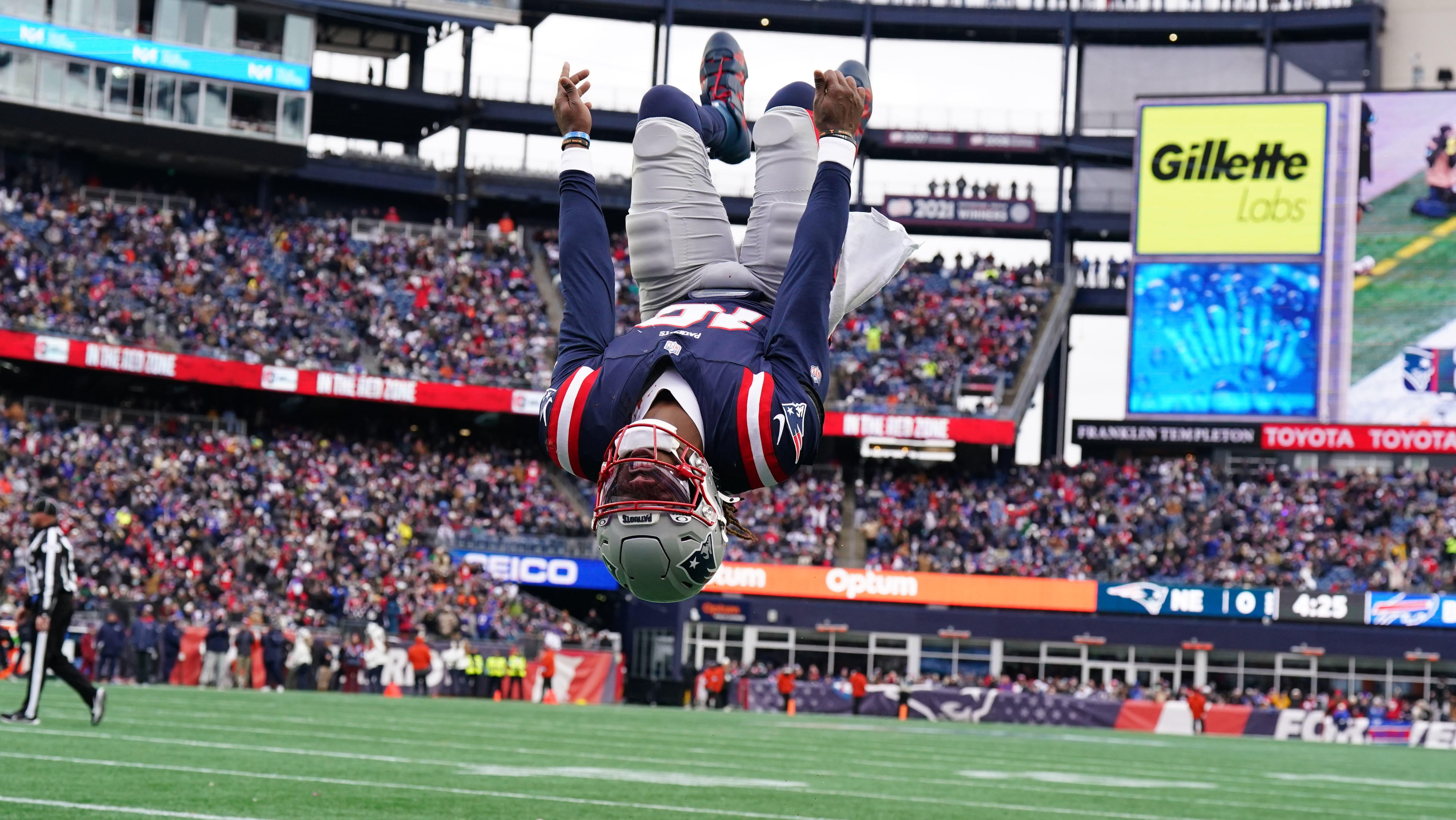 MUST-SEE: Patriots rookie QB Joe Milton celebrates first NFL TD with ...