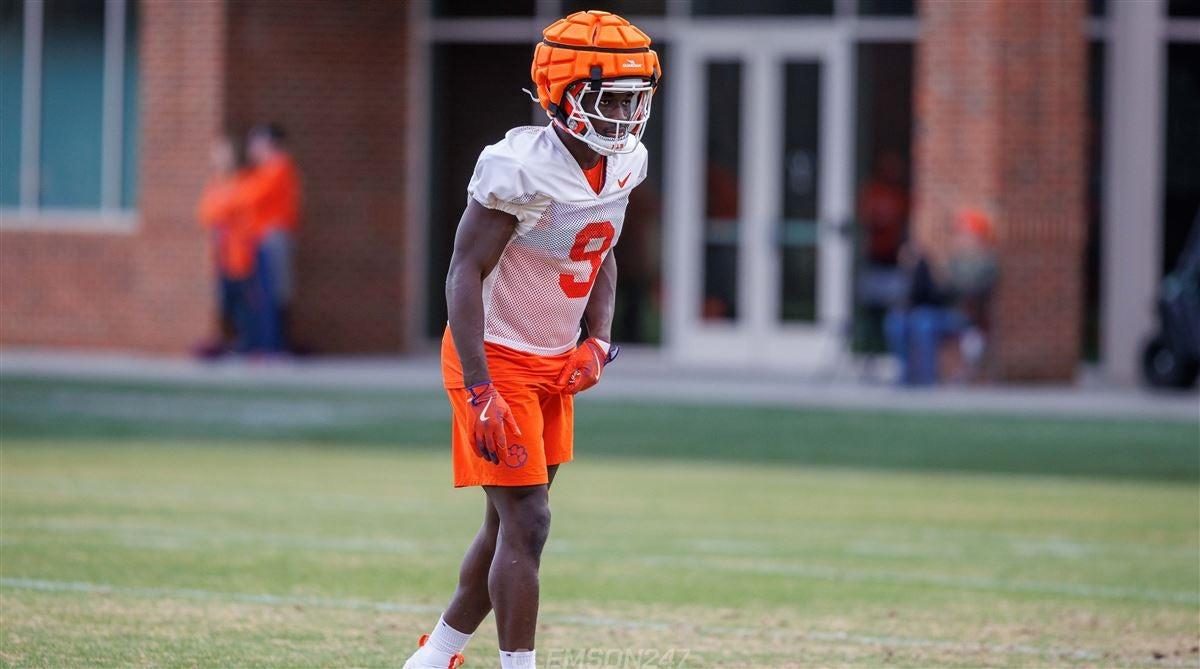 Chris Hummer's 2025 All-Impact True Freshman Team: Gideon Davidson ...