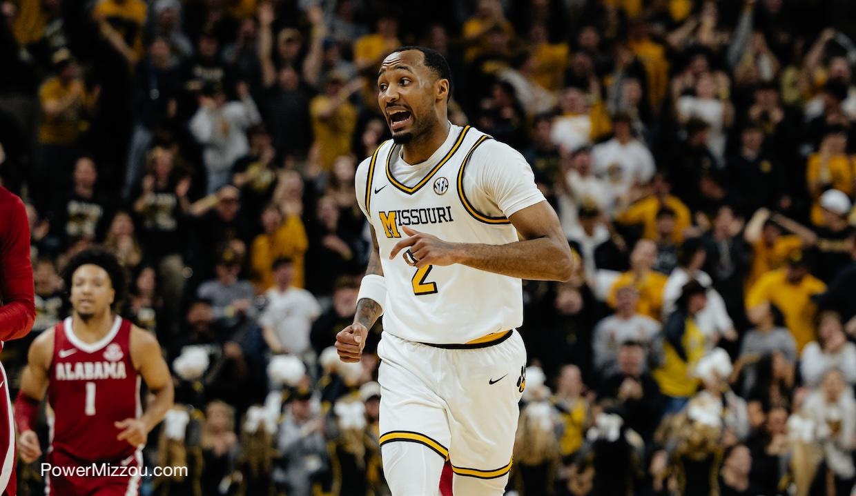 Gates, teammates respond to criticism of Tamar Bates Stream of General ...