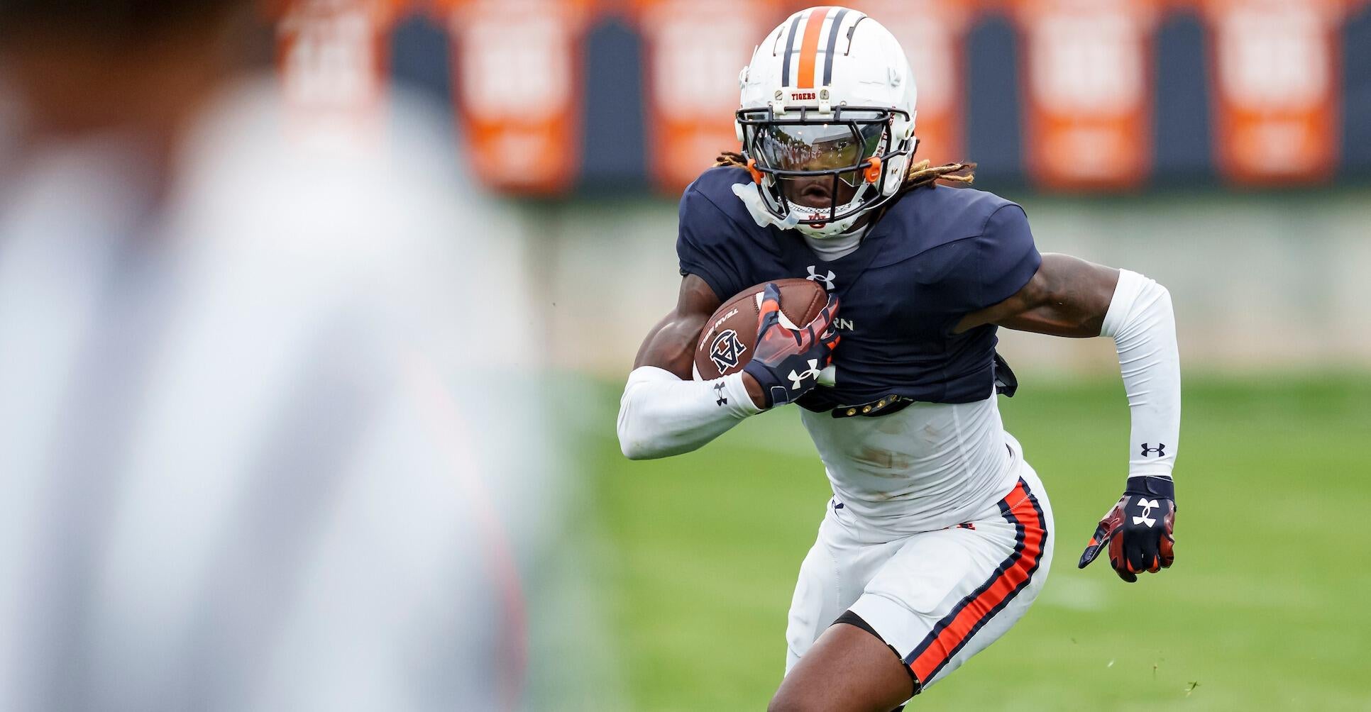 Why No. 1 transfer WR Eric Singleton Jr. chose Auburn Stream of General ...