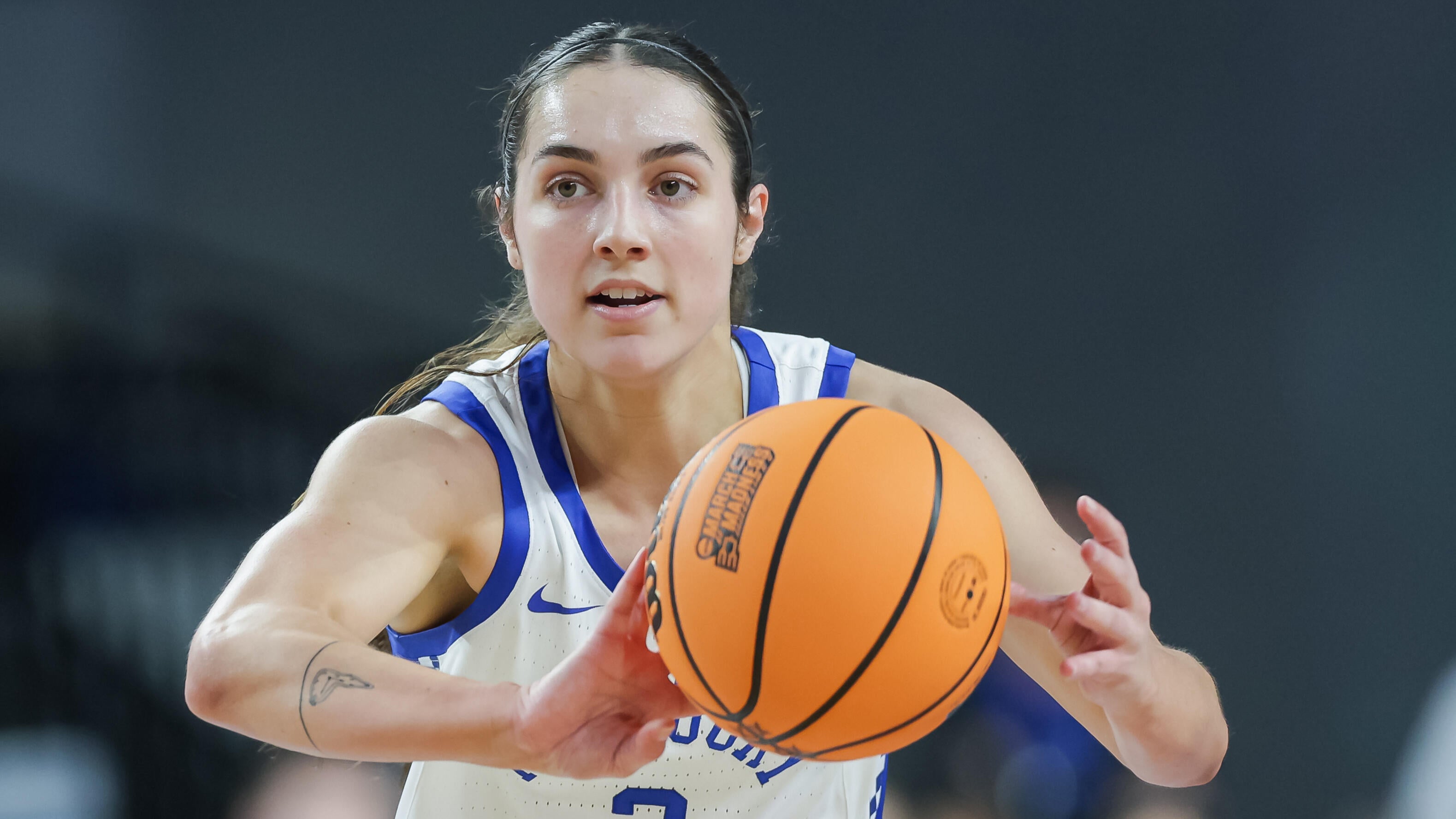 WNBA Mock Draft: No. 10 Georgia Amoore (Sky) Stream of WNBA - CBSSports.com
