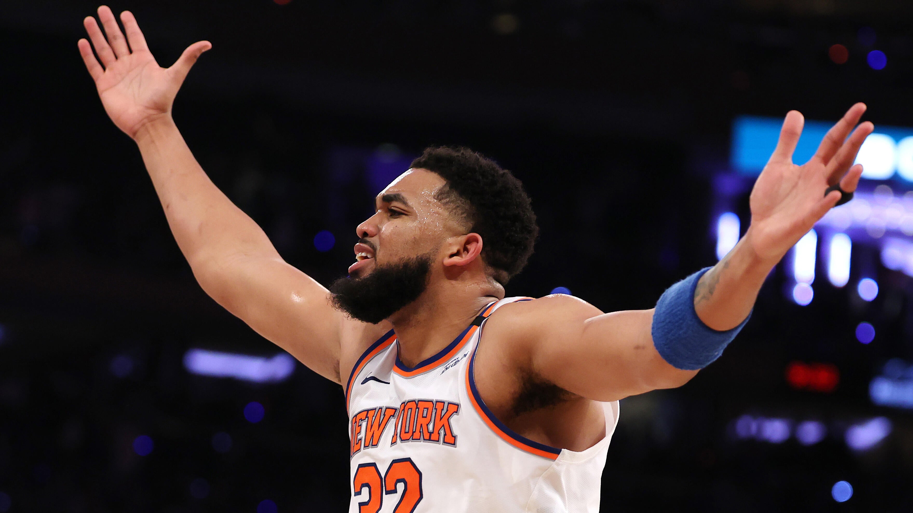 Ashley Nicole Moss: "The Bench Is the Key to This NY Knicks Team ...