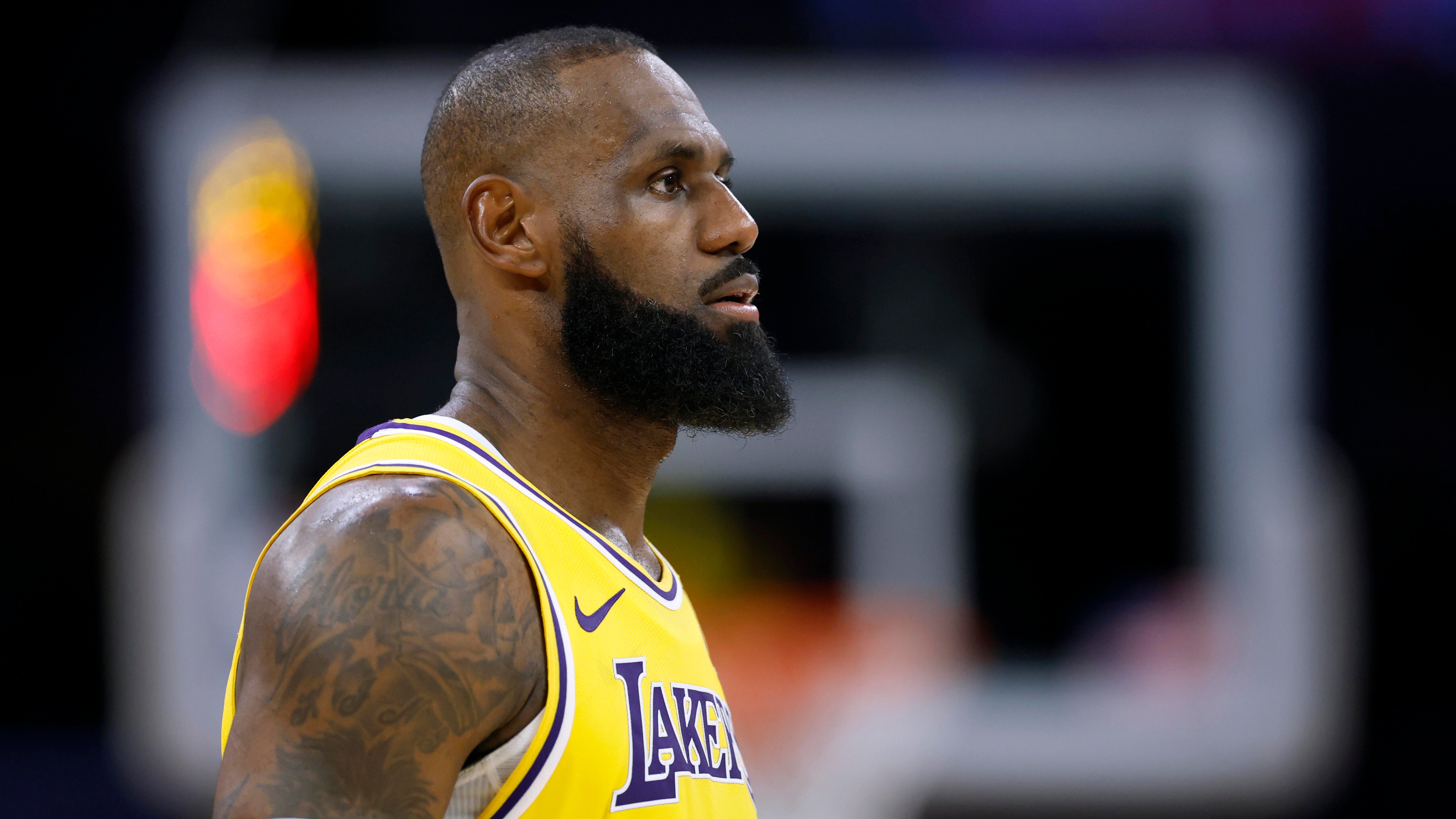 NBA Reunions We'd Like to See: LeBron James Back to Cleveland Again ...