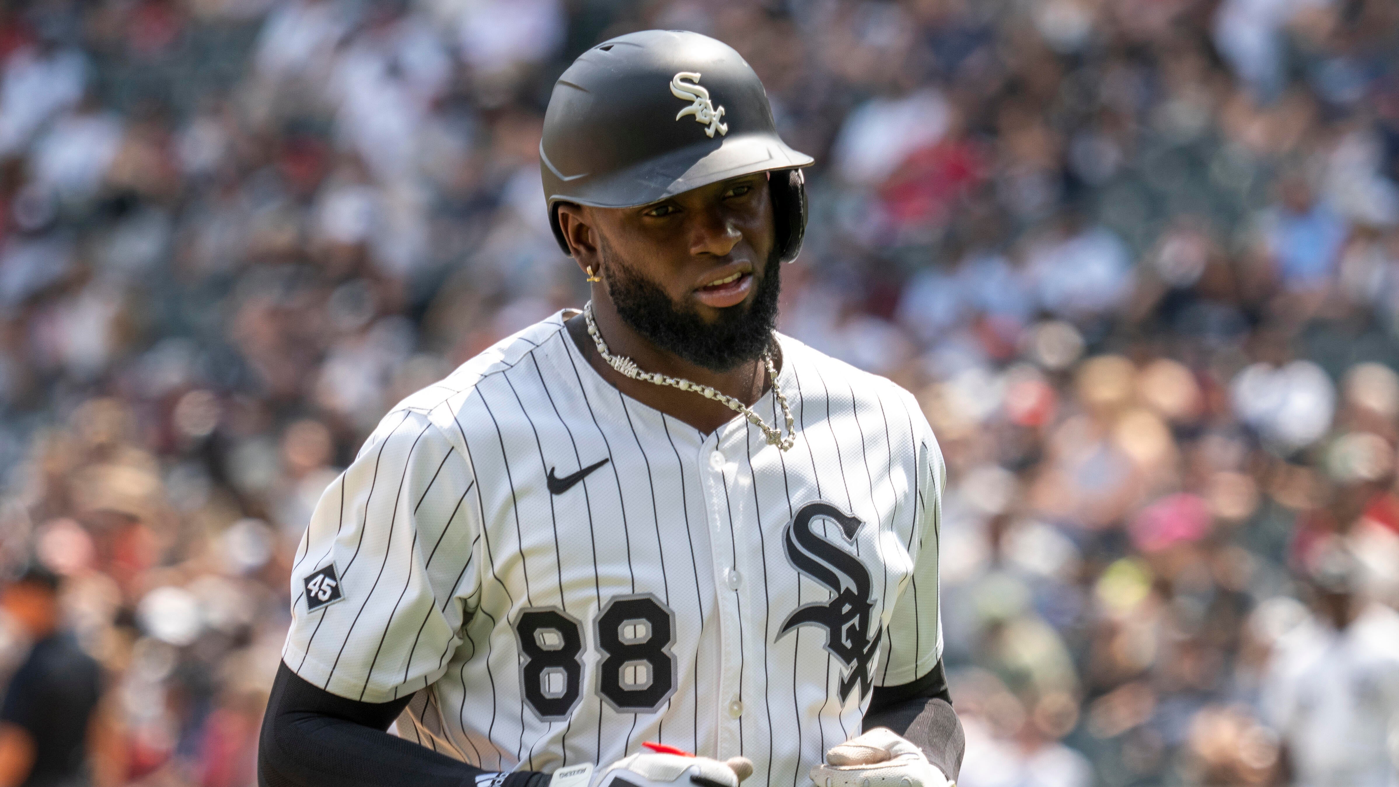 MLB Trade Deadline: Chances Any Teams Step Up for Luis Robert Jr ...