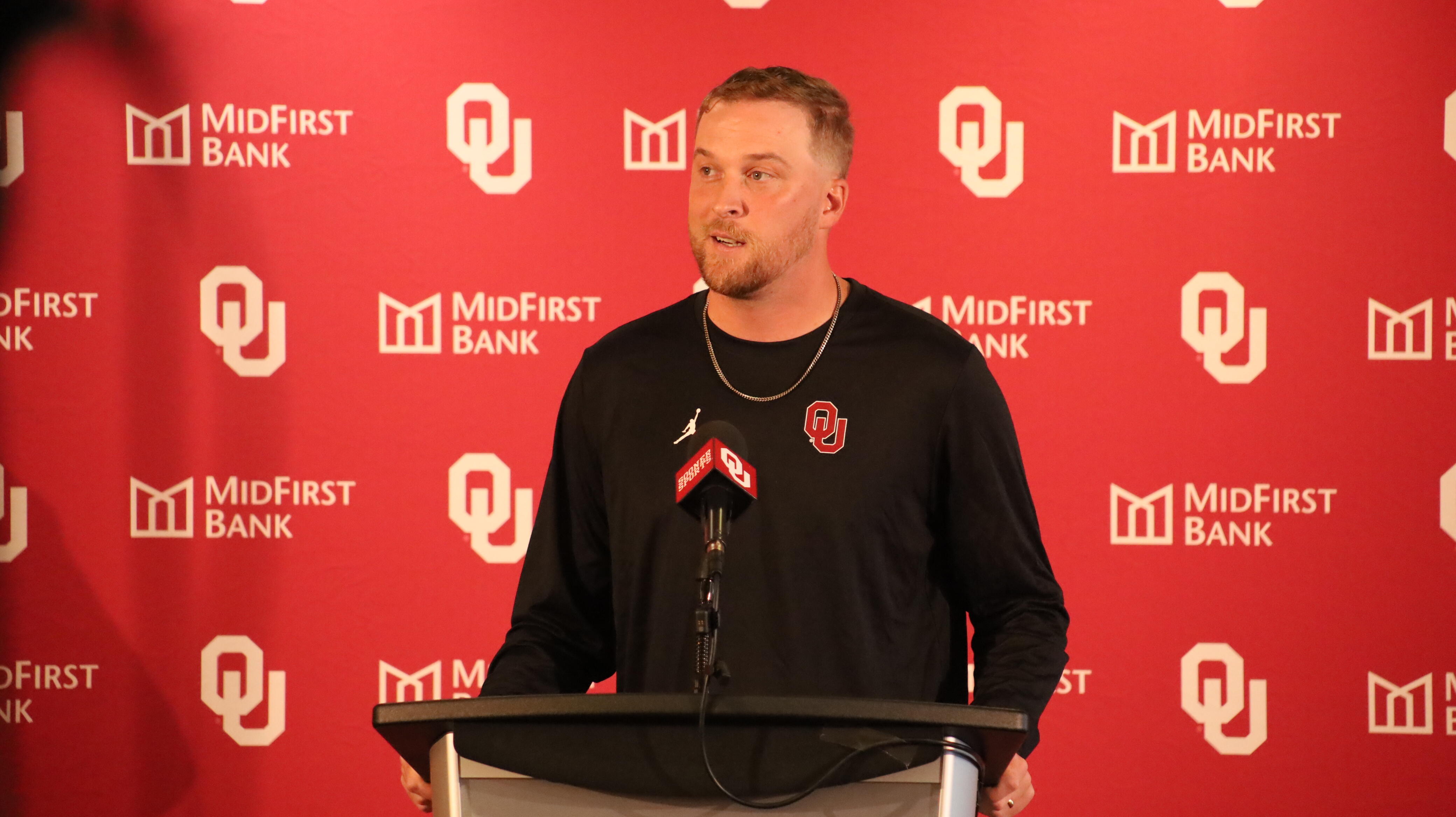 Ben Arbuckle on Oklahoma's urgency to get offensive line in order by ...