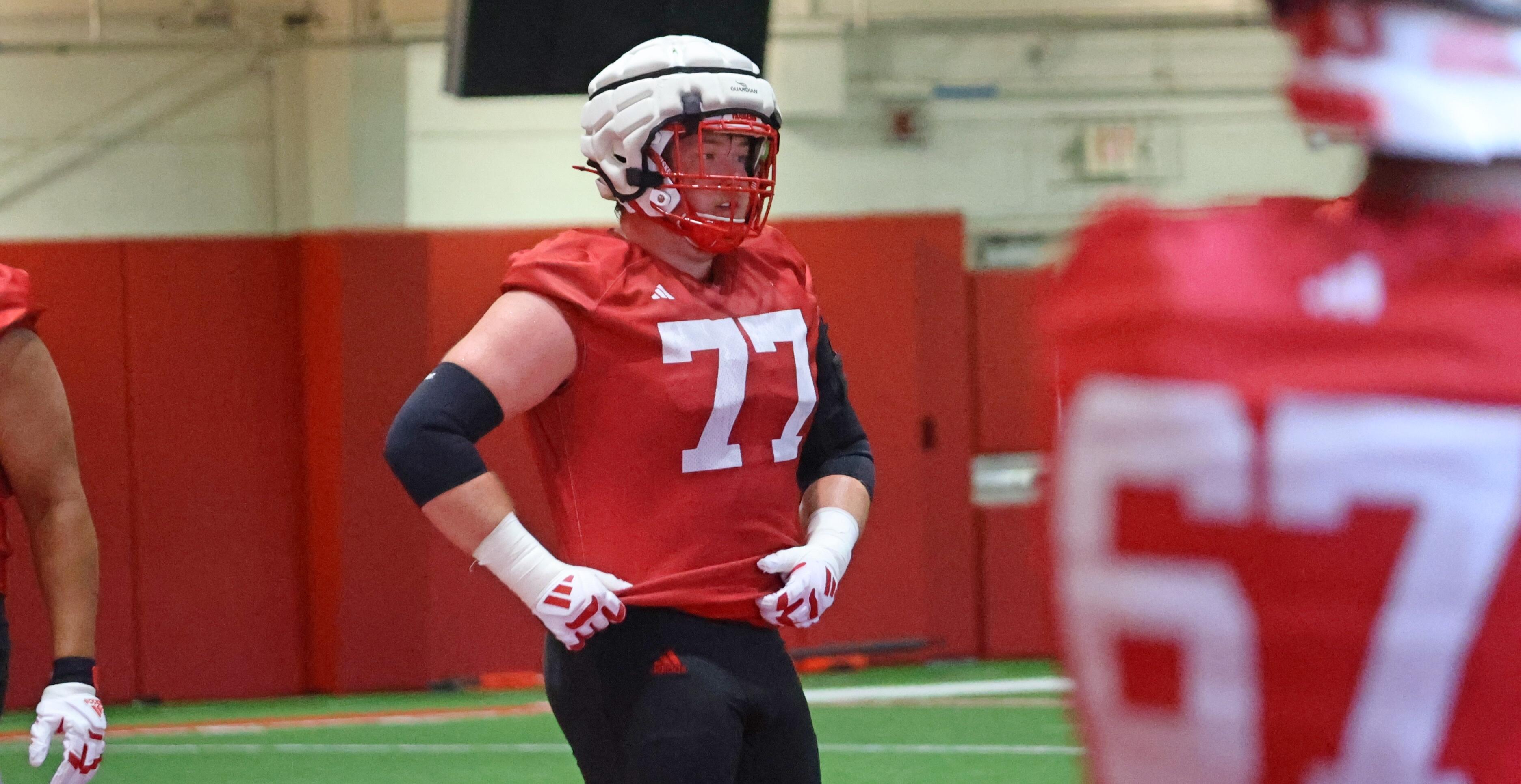 Nebraska's offensive line taking shape as fall camp begins Stream of ...