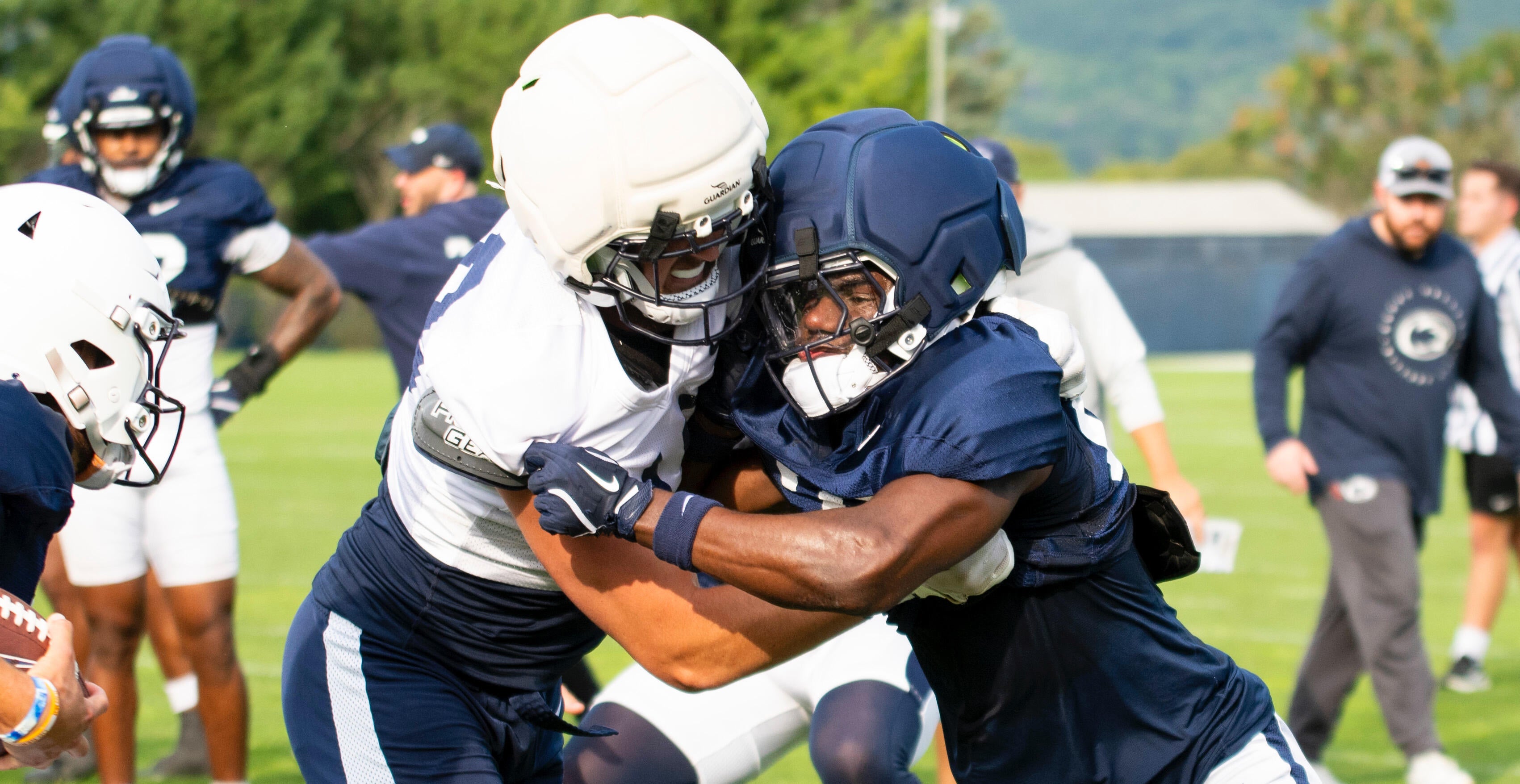 Things get spicy in Penn State camp perimeter blocking drill Stream of ...