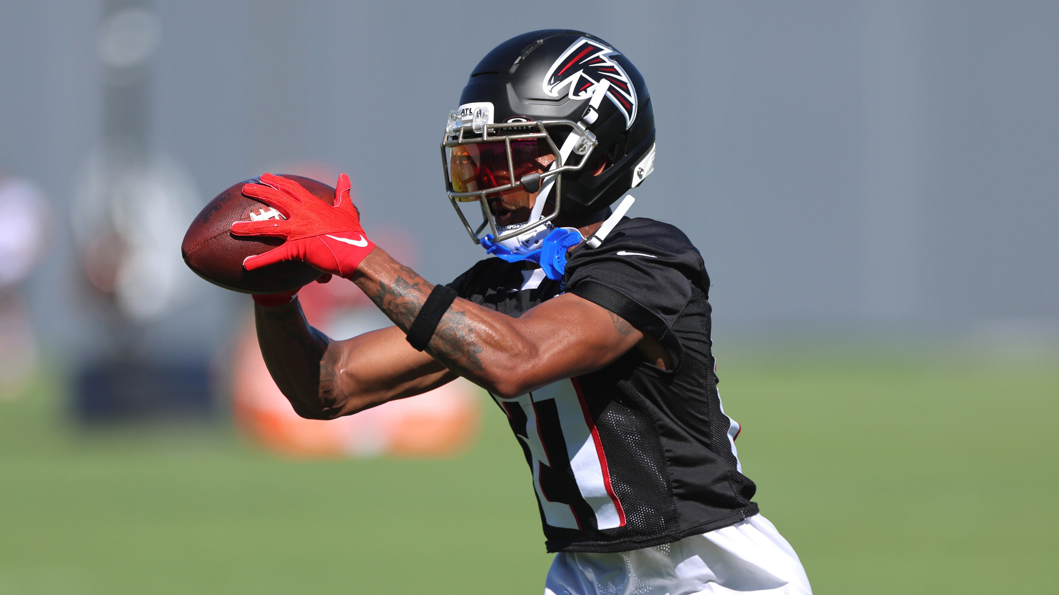 Lions at Falcons: First Look at 1st Rounders James Pearce Jr. and Jalon ...